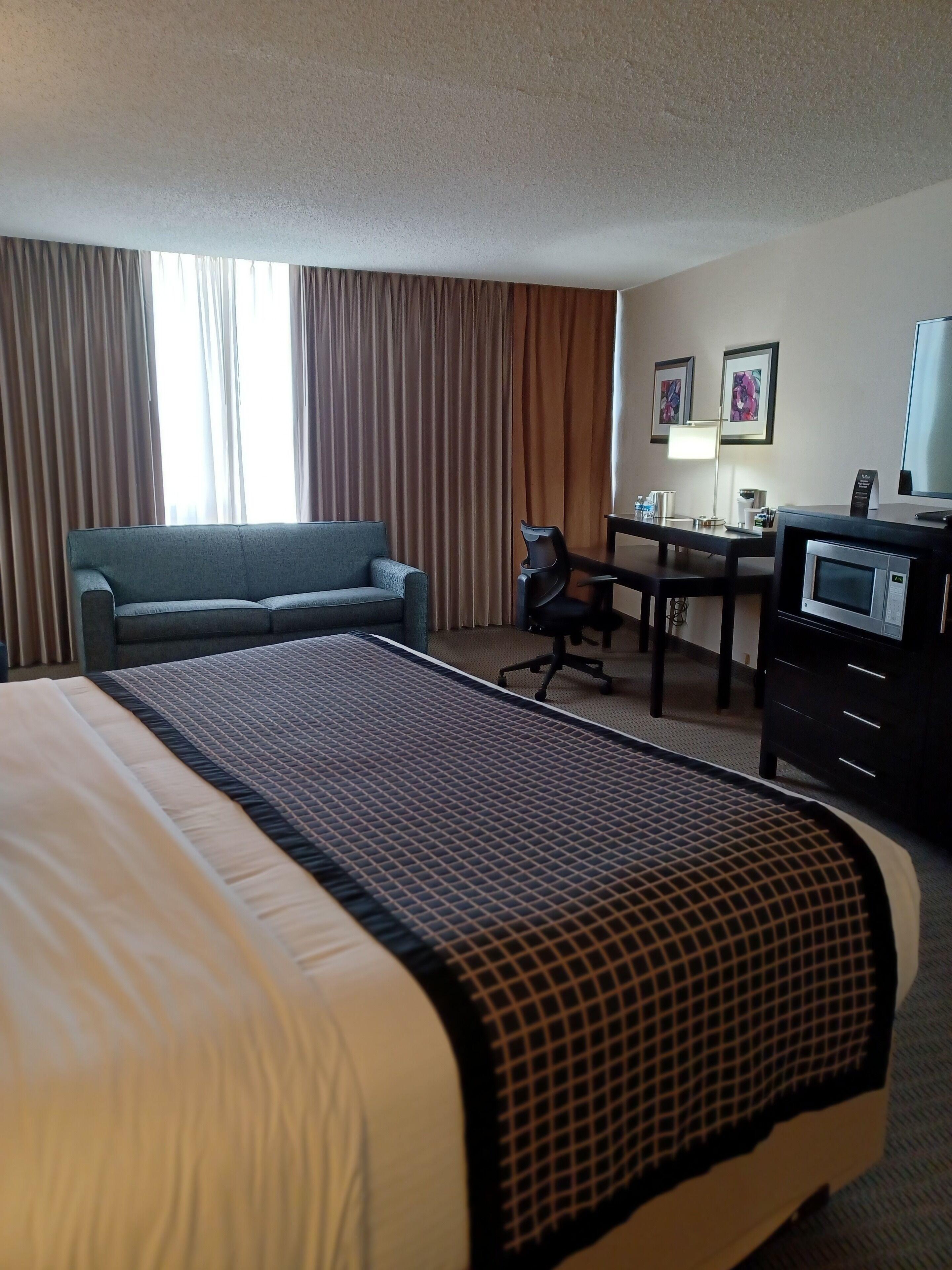 RADISSON HOTEL VALLEY FORGE KING OF PRUSSIA | GREAT PRICES, BOOK AND SAVE